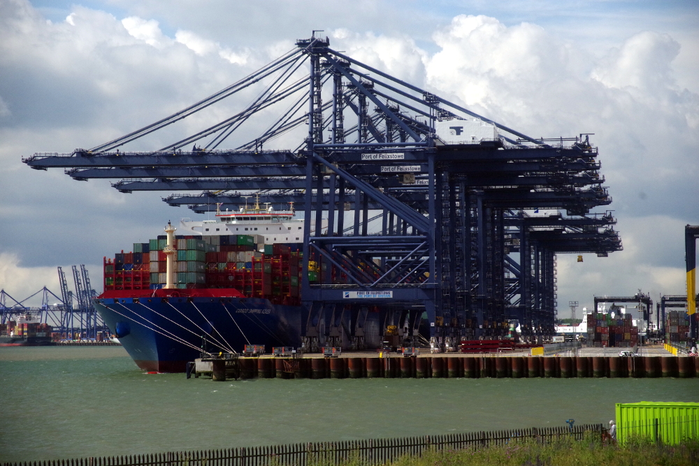 Just Boats - PentaxForums.com